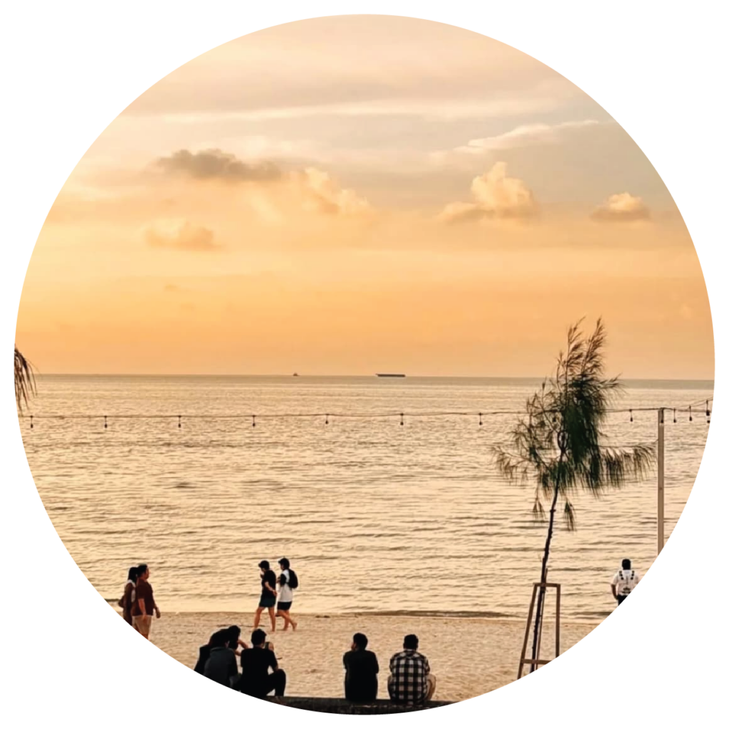 Ferringhi Bay: Immerse Yourself in Golden Rays